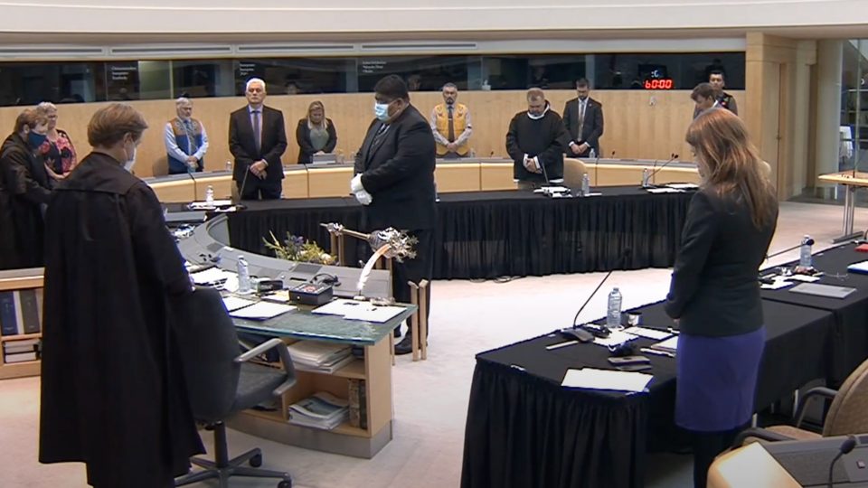 NWT politicians sit for bizarre four-minute session