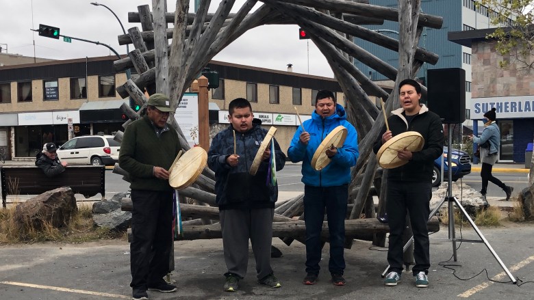 Kiosks celebrate Yellowknife’s art and Indigenous history