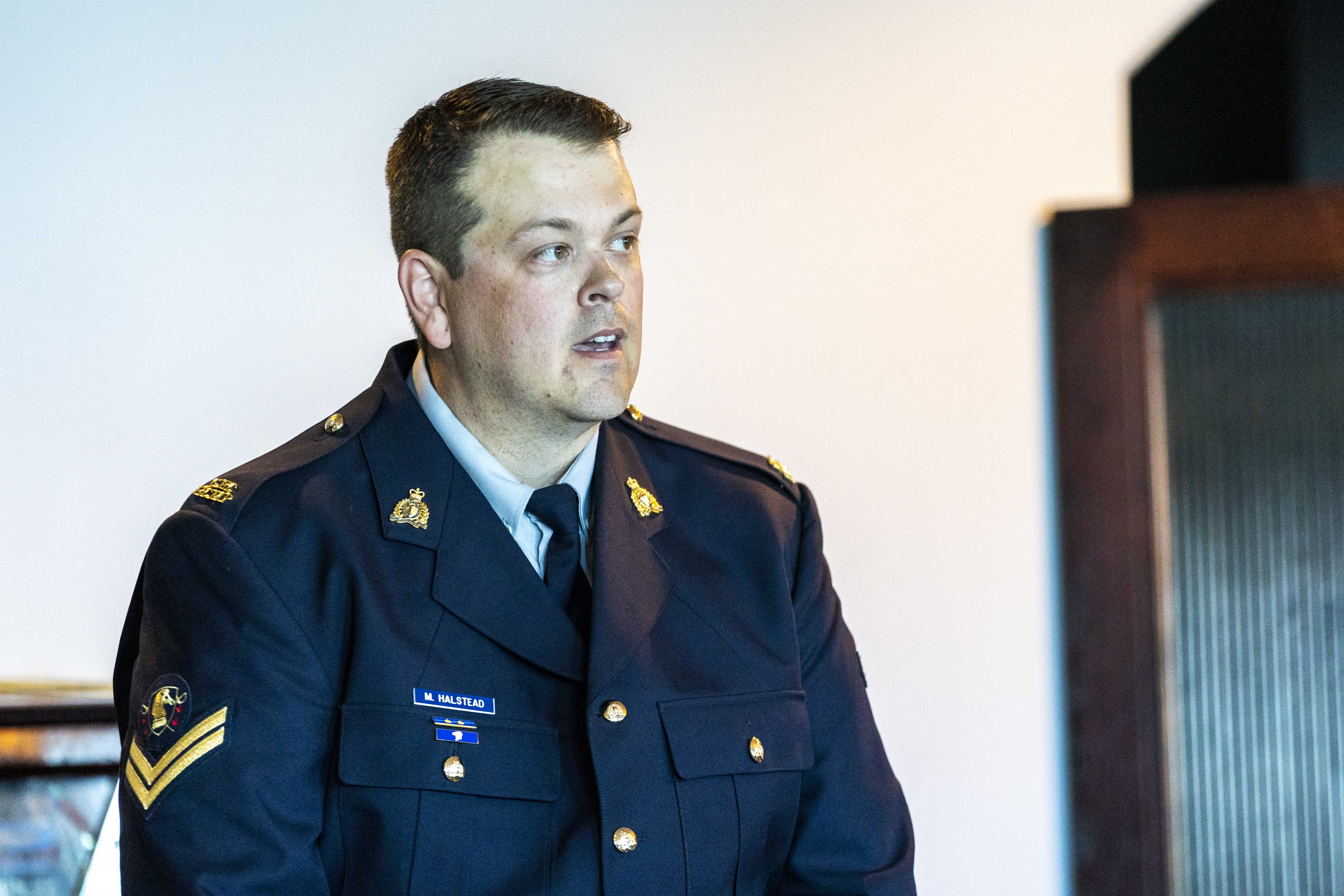 In Yellowknife, police fear an arsonist behind the lines