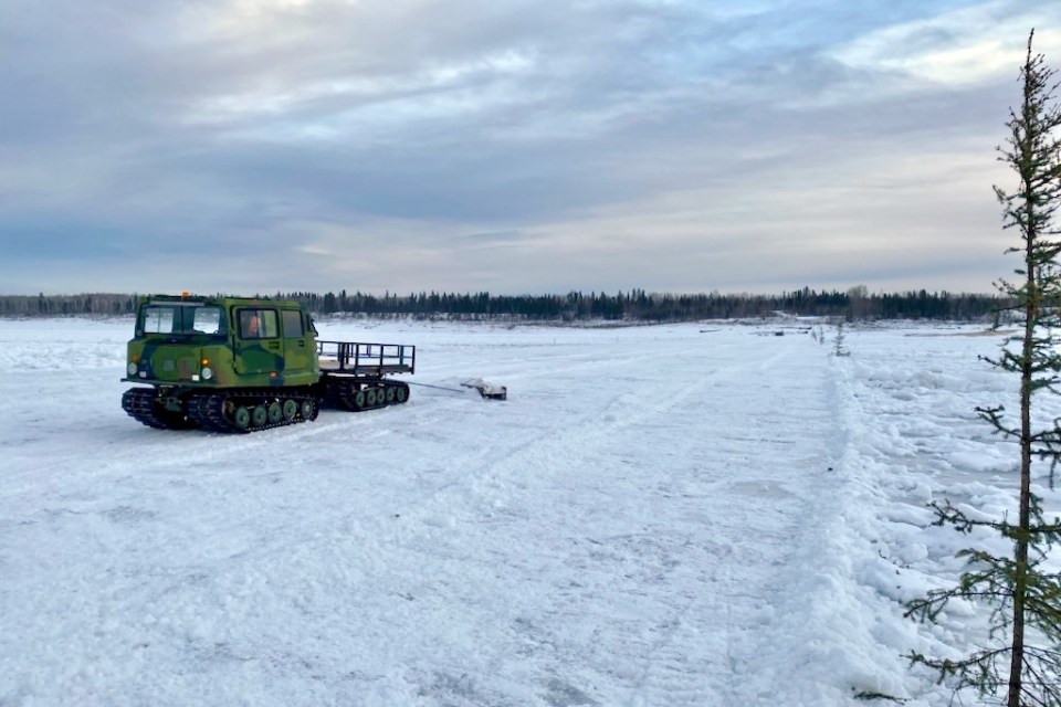 Ice bridges to Fort Simpson and Nahanni Butte open at last