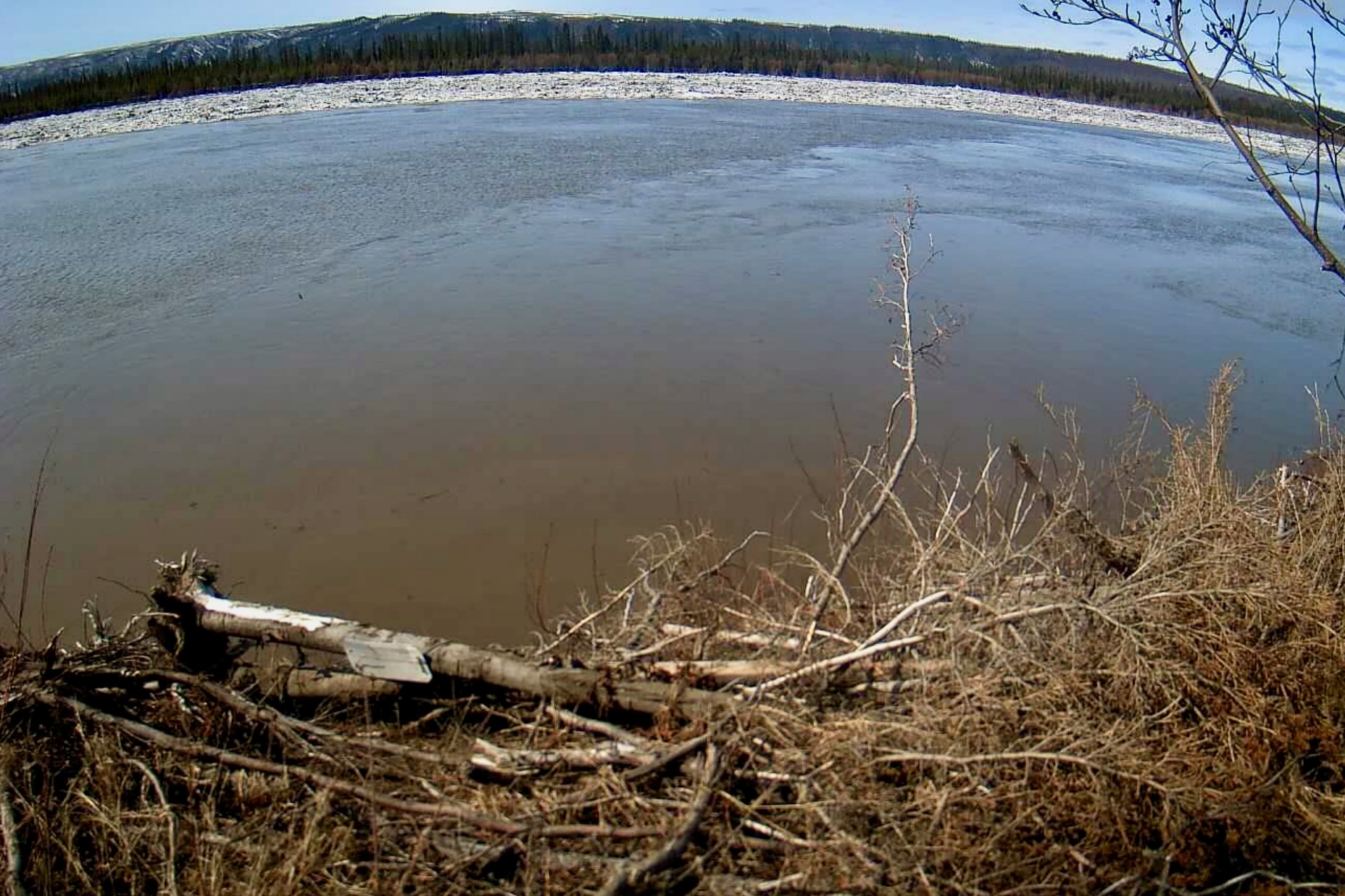 Peel River breakup reaching key stage near Fort McPherson