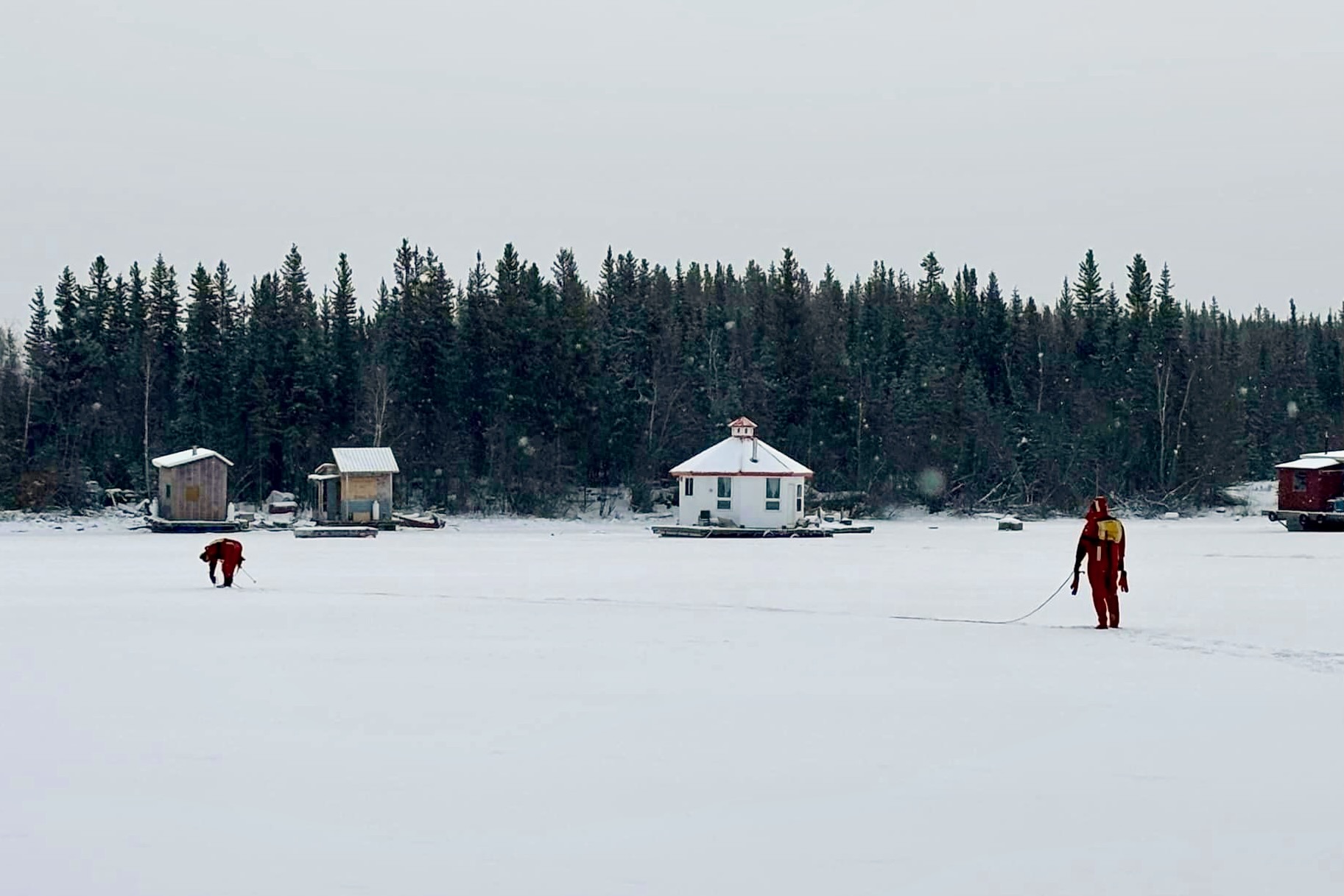 Ice reaches six-inch minimum on many, but not all Yellowknife lakes