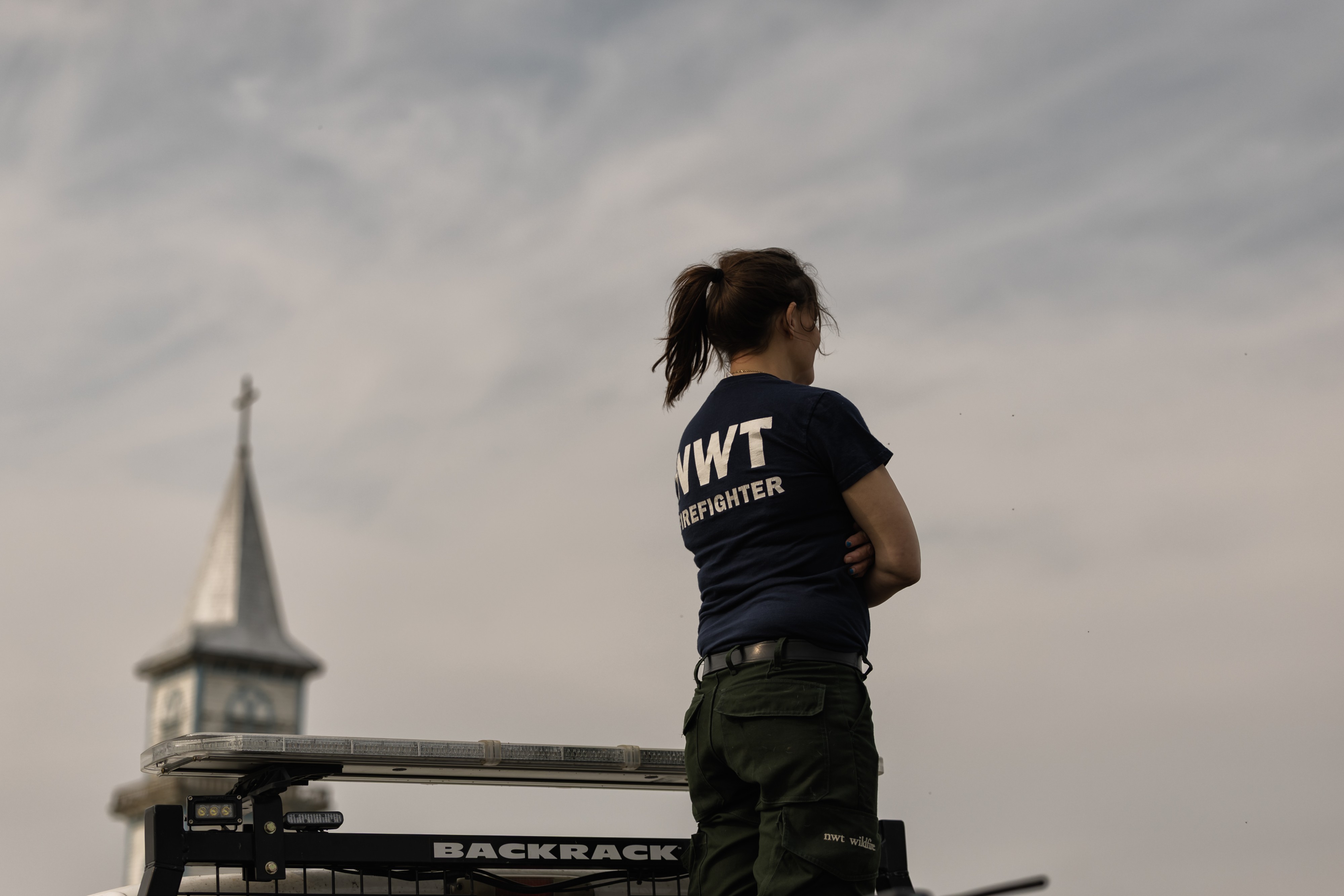 Fort Providence reopens to evacuees heading home